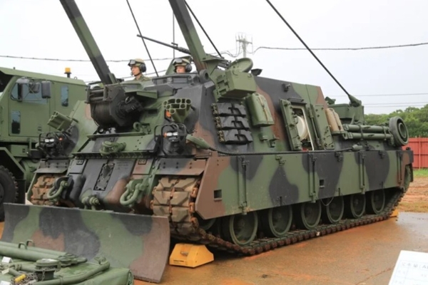 台軍美製坦克M1A2T公開實射，唯缺席“漢光”演習